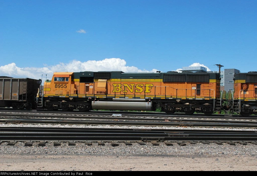 BNSF 8955